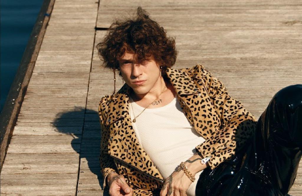 Irama e le "Crepe" che fanno intravedere voglia di cambiare - RECENSIONE