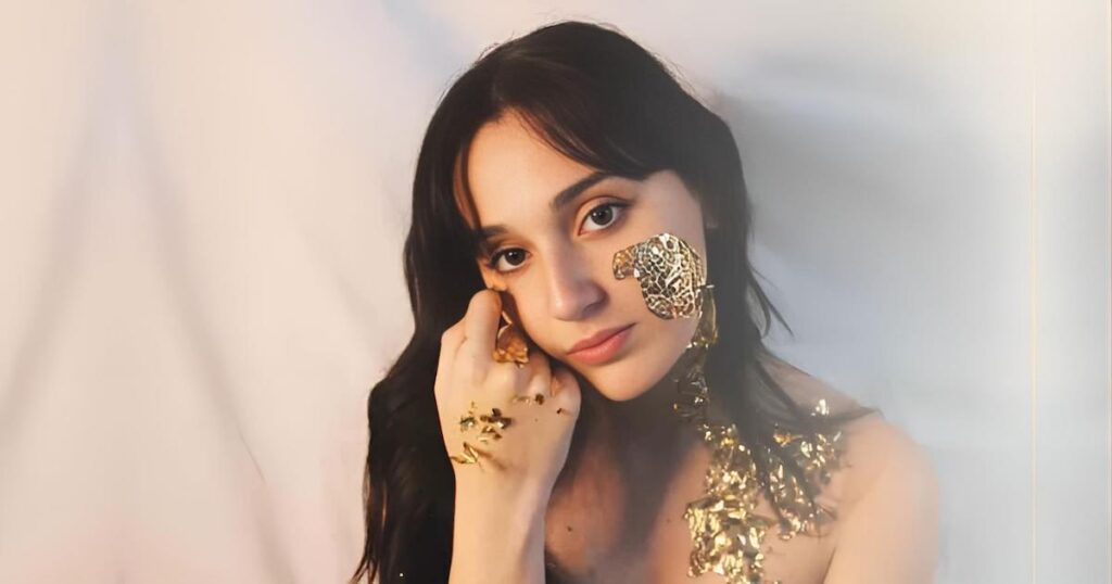 Sanremo Giovani 2024, scheda e biografia di Arianna Rozzo